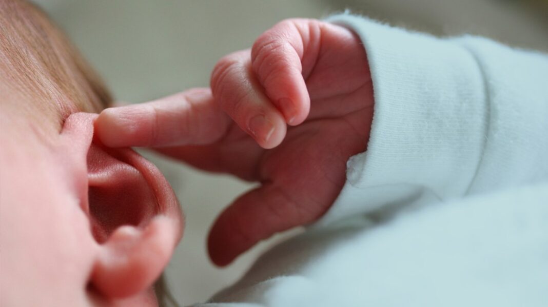 Ear Infections In Babies Basic 7 Signs And Symptoms